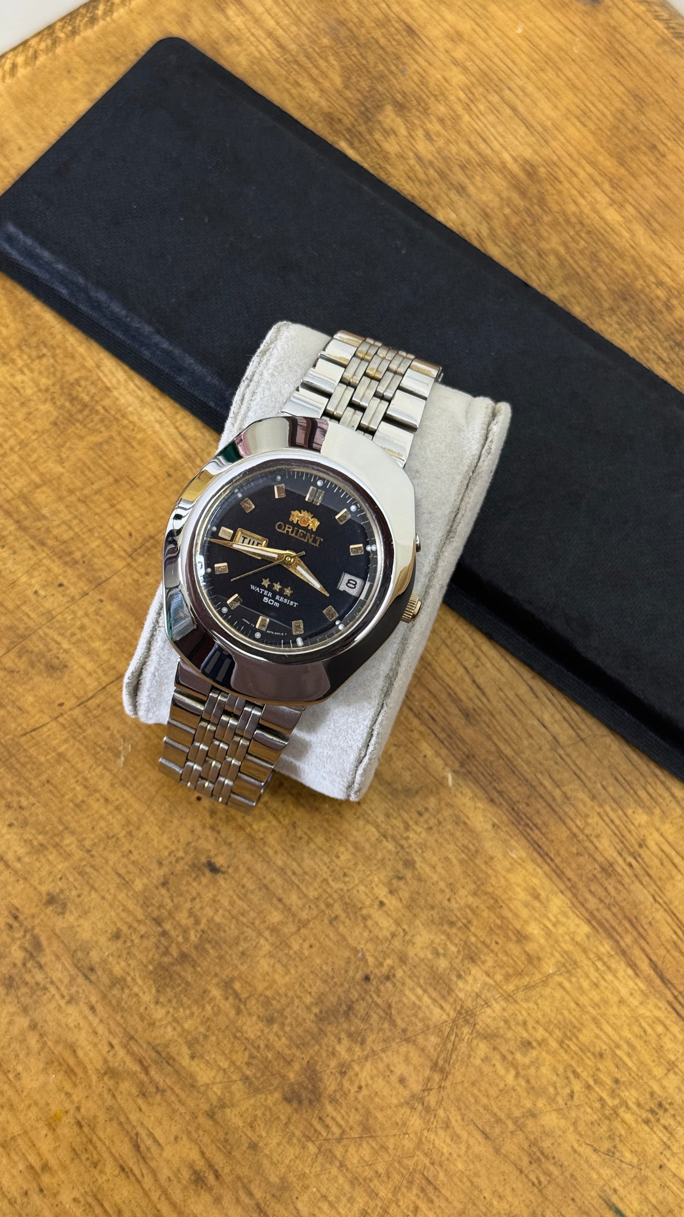 Pre Owned Vintage Orient EM70 – THEWATCHPROJECTS
