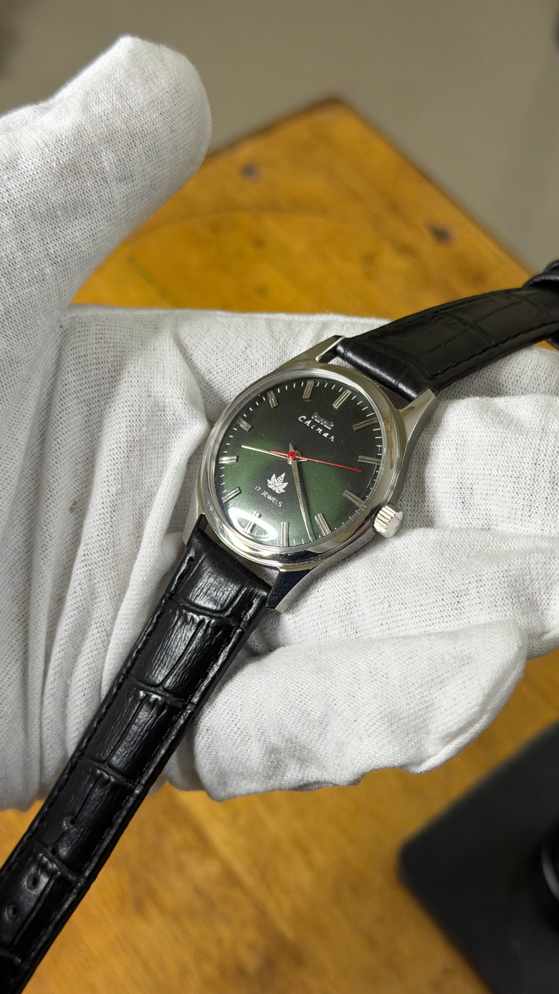 Pre Owned Vintage HMT Chinar - 1980s - Restored – THEWATCHPROJECTS